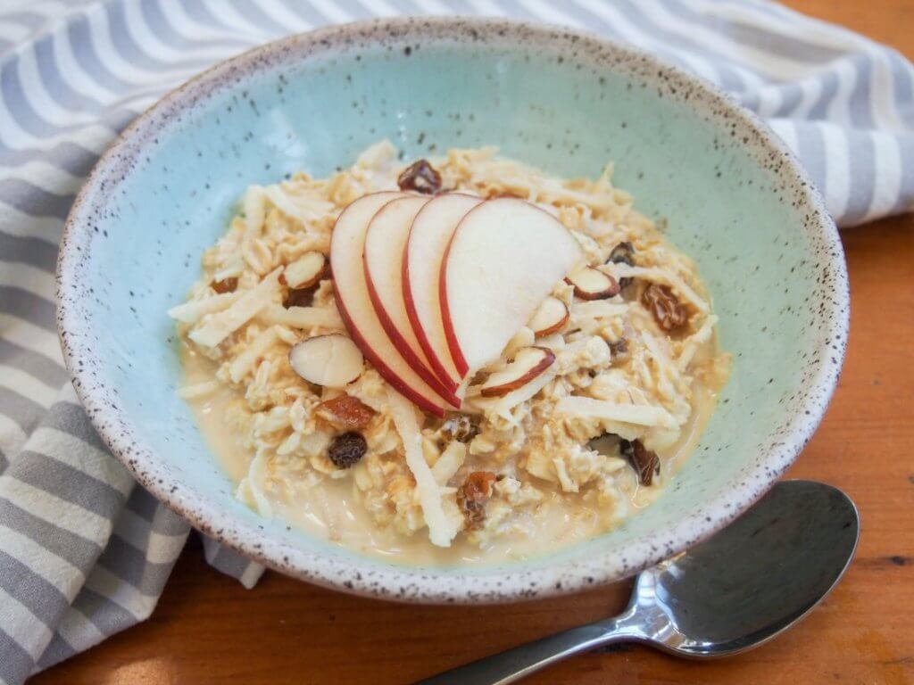 Swiss Bircher muesli (the original overnight oats) - Caroline's Cooking