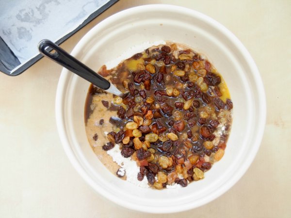 Irish barmbrack (fruit loaf) - Caroline's Cooking