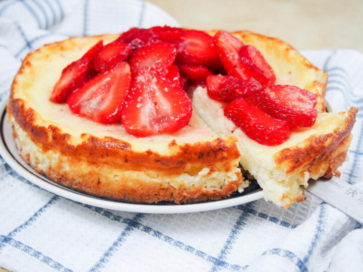Swedish cheesecake with strawberries (ostkaka) - Caroline's Cooking