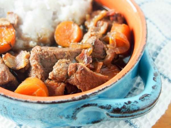 Beef and stout stew - Caroline's Cooking