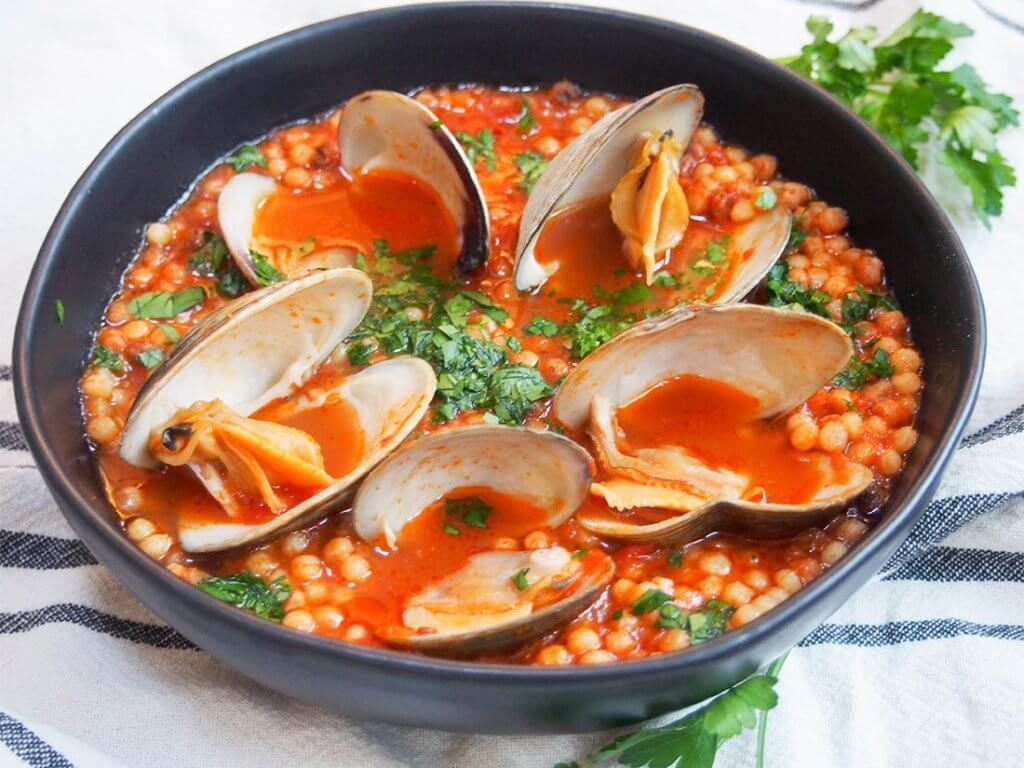 Sardinian fregola with clams - Caroline's Cooking