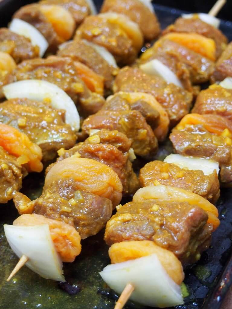 Sosaties (South African lamb and apricot kebabs) - Caroline's Cooking
