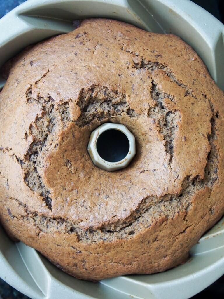 Sour cream mocha cake - Caroline's Cooking