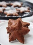 Basler brunsli (Swiss chocolate almond cookies) - Caroline's Cooking