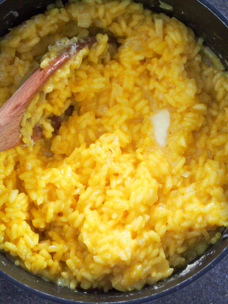 Saffron risotto - Caroline's Cooking
