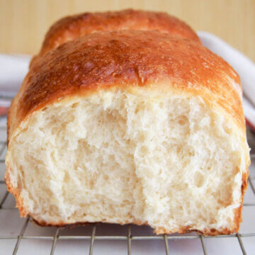 Anadama bread - Caroline's Cooking