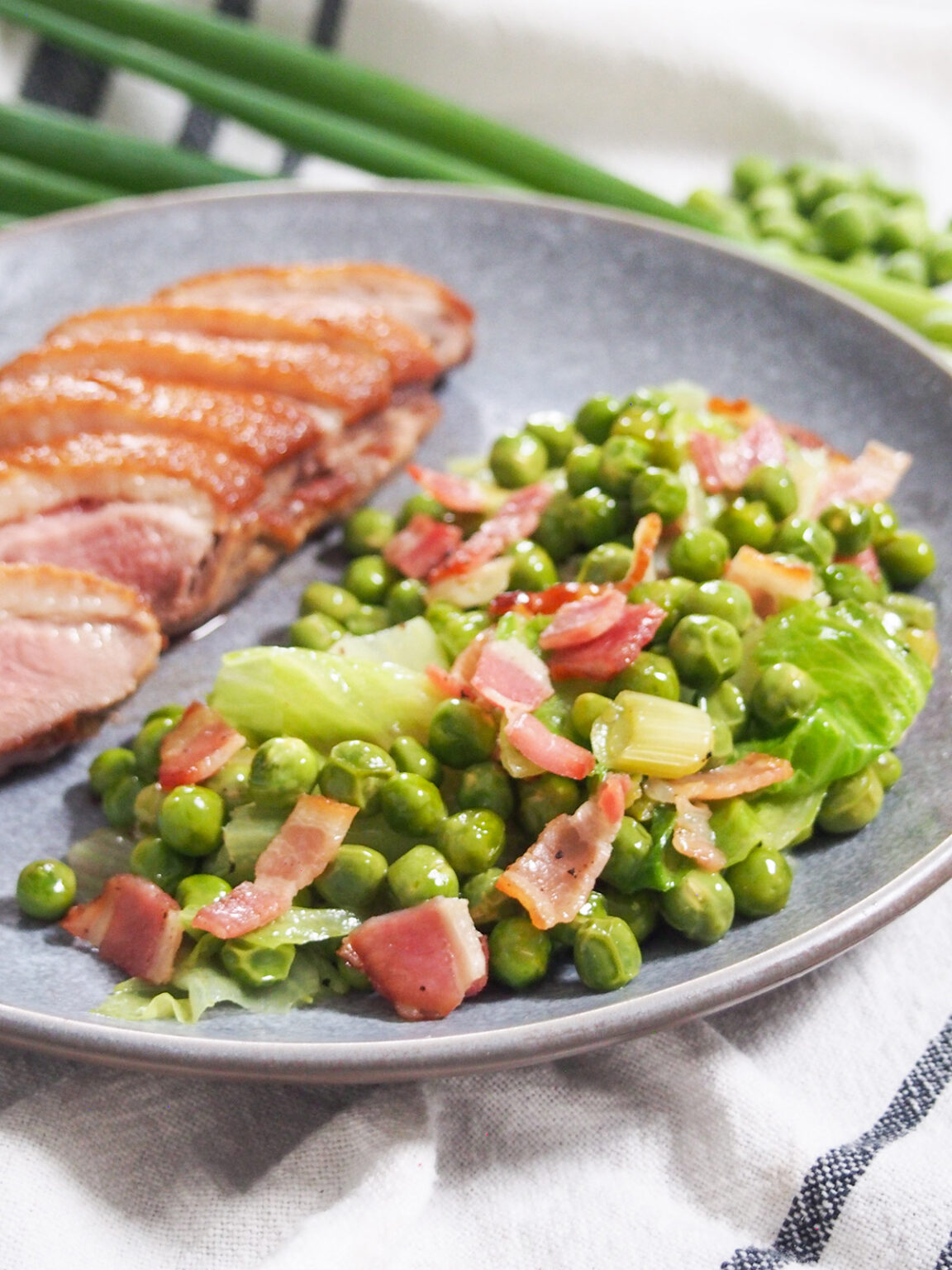 Petits pois à la française - French peas - Caroline's Cooking