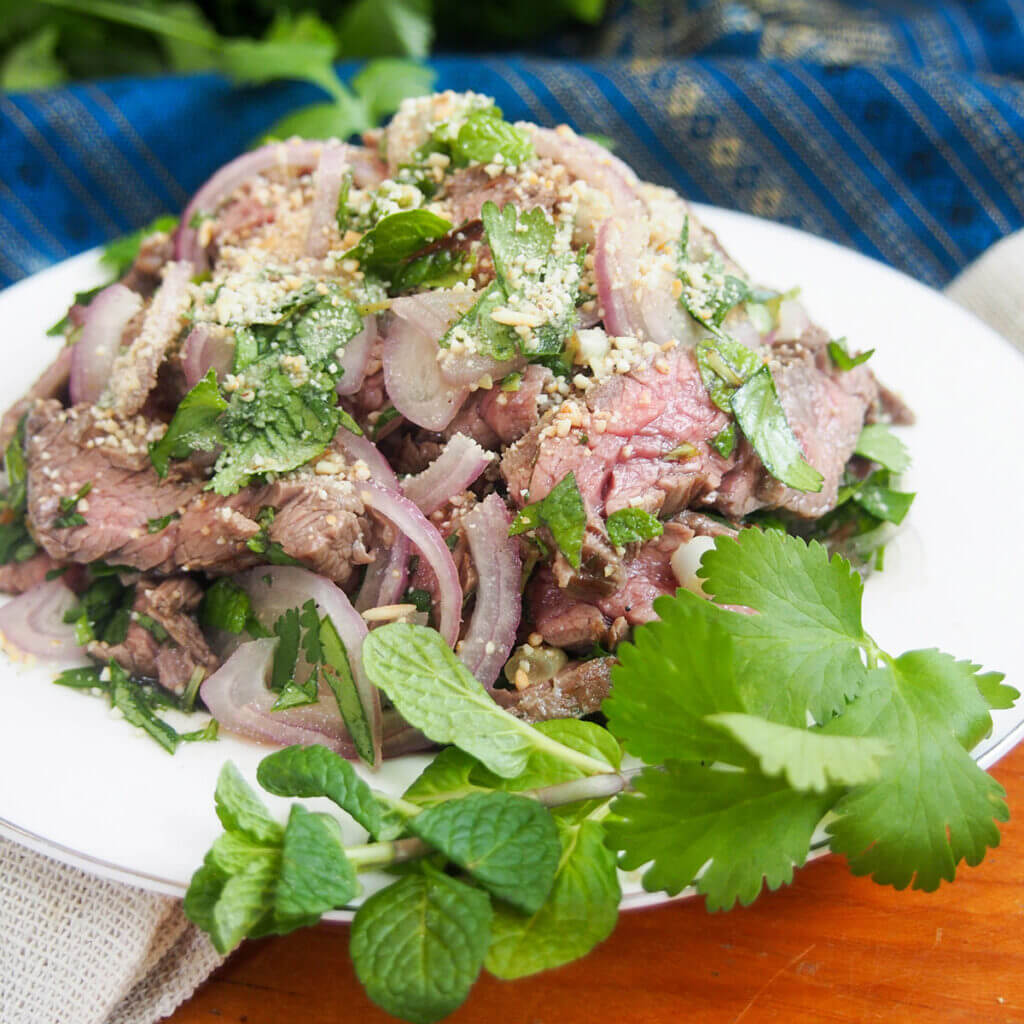 Thai beef salad (Nam Tok, 'waterfall beef') - Caroline's Cooking