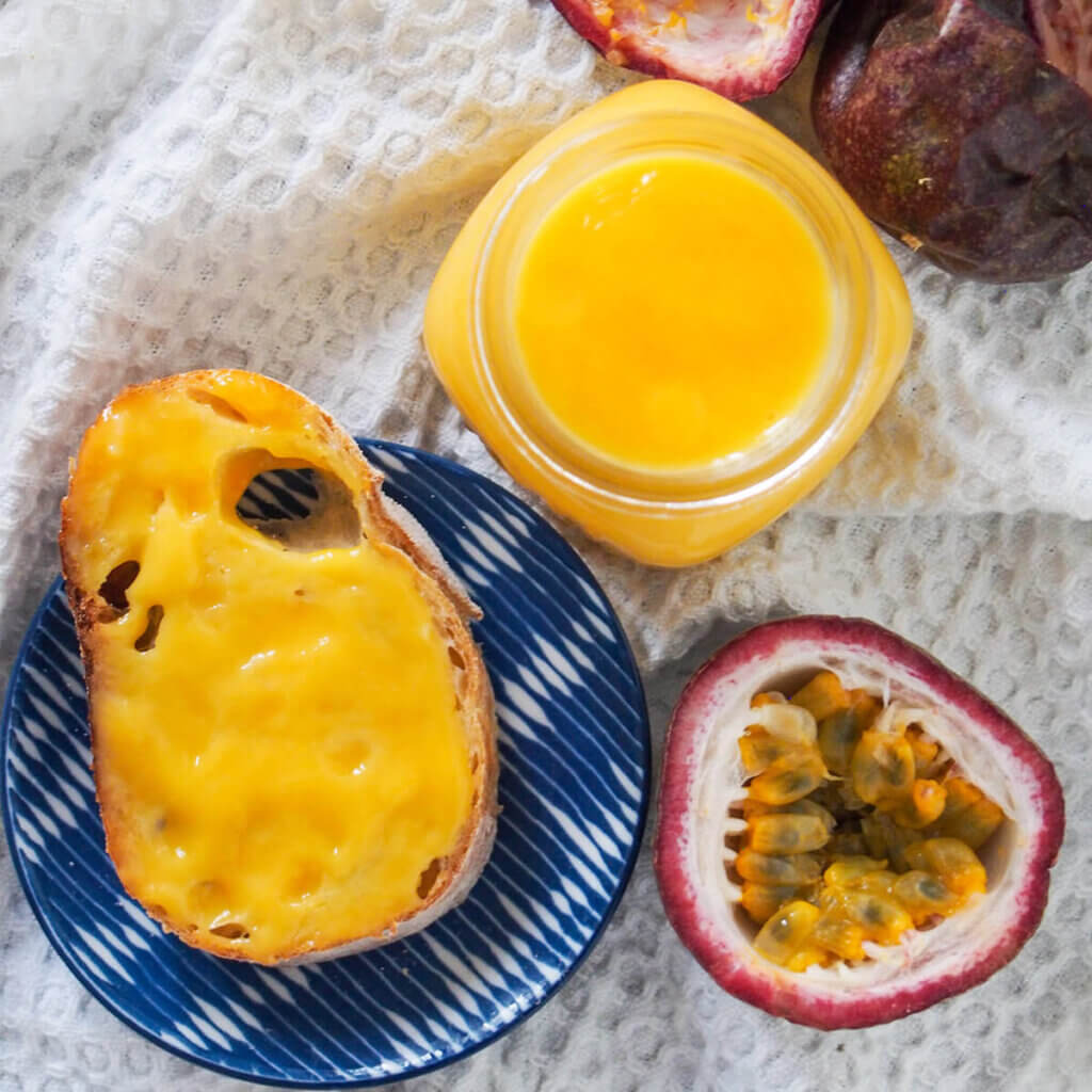 Passion fruit curd - Caroline's Cooking
