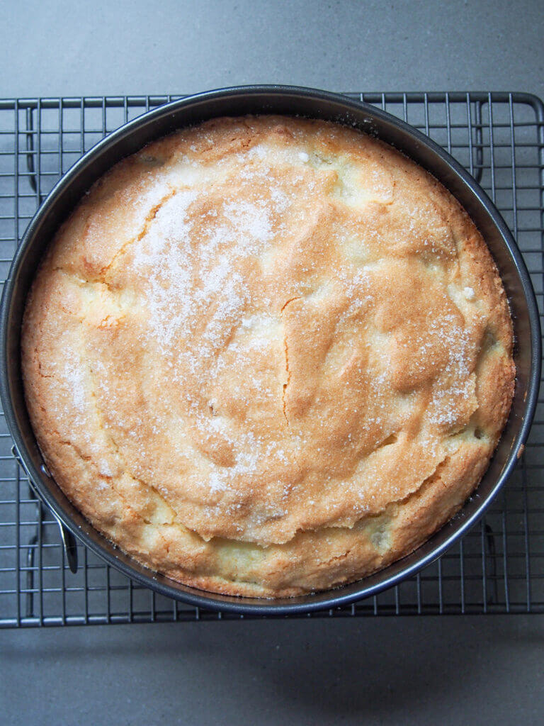 French pear cake - Caroline's Cooking