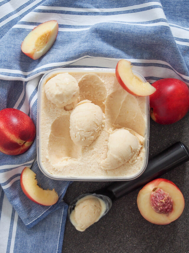 Nectarine ice cream (no churn) - Caroline's Cooking
