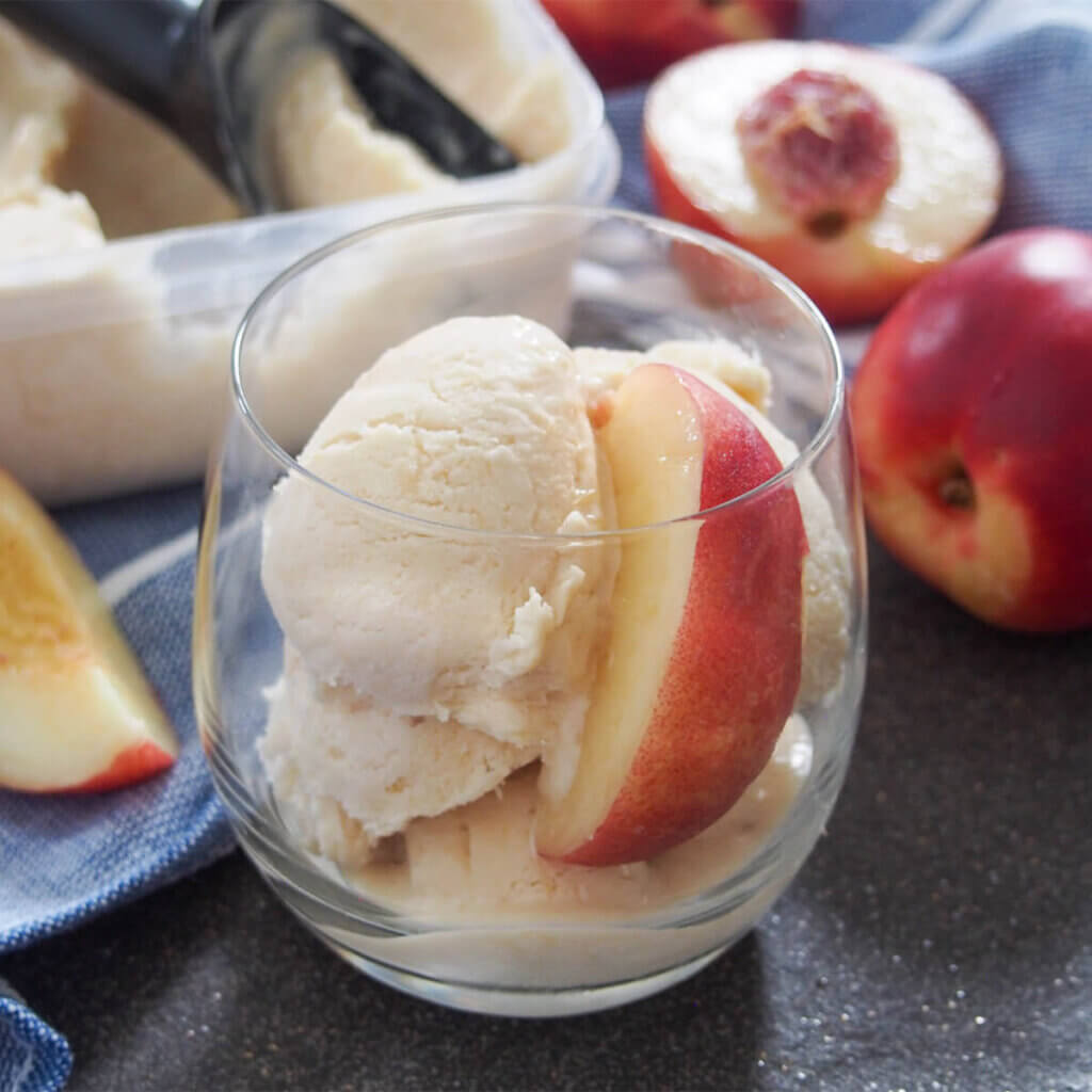 Nectarine ice cream (no churn) - Caroline's Cooking
