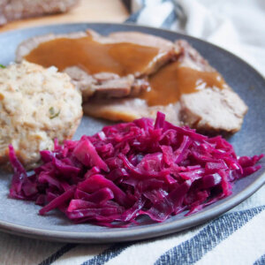 German red cabbage with apples (Rotkohl) - Caroline's Cooking