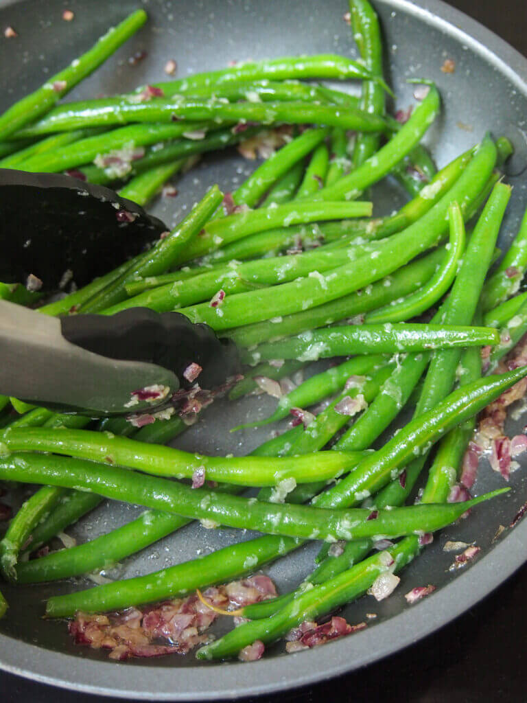 Sautéed French green beans - Caroline's Cooking