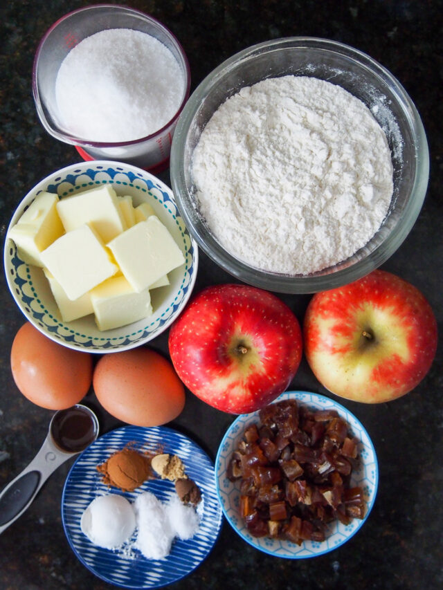 Apple snack cake - Caroline's Cooking