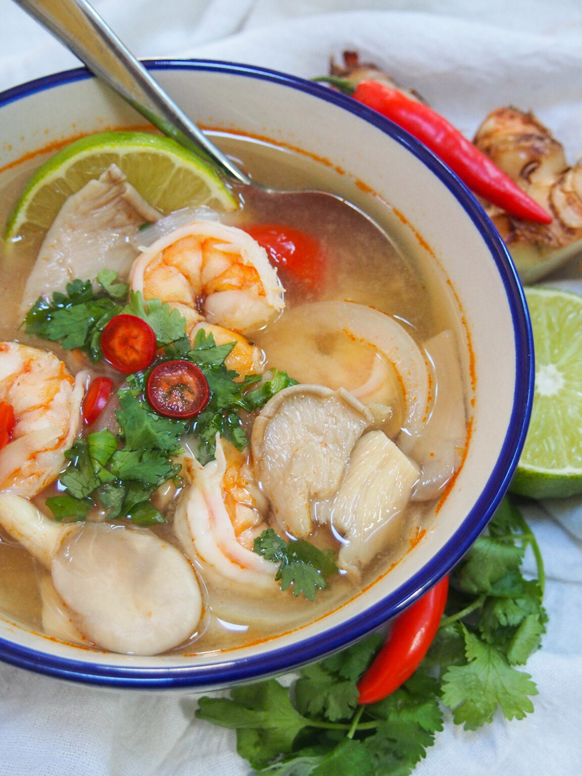 Tom yum soup - Caroline's Cooking