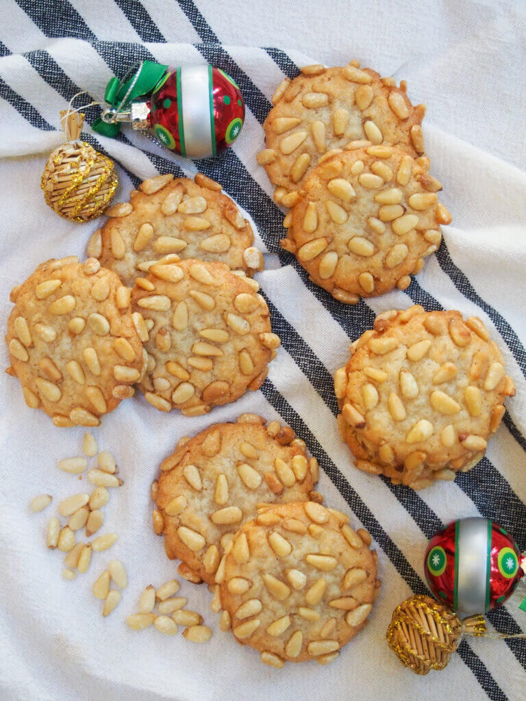 Pignoli cookies - Caroline's Cooking