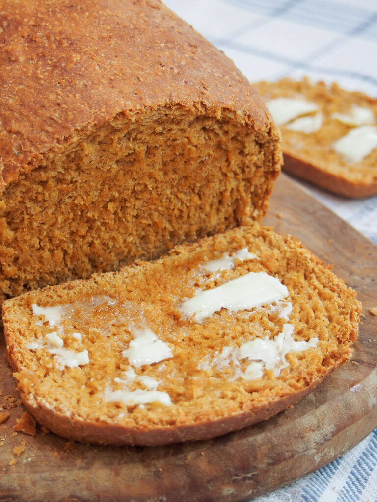 Anadama bread - Caroline's Cooking