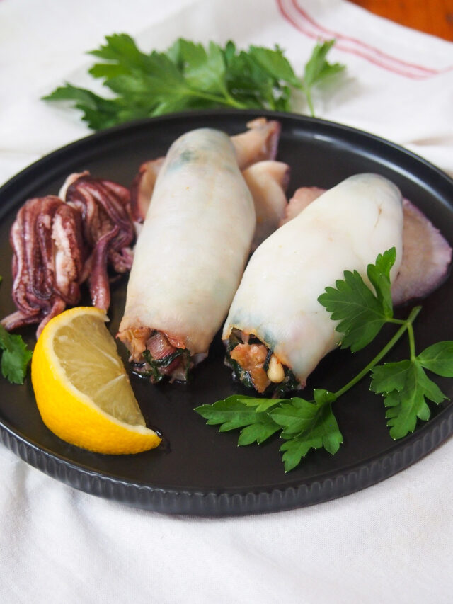 Sicilian-style stuffed squid (stuffed calamari) - Caroline's Cooking