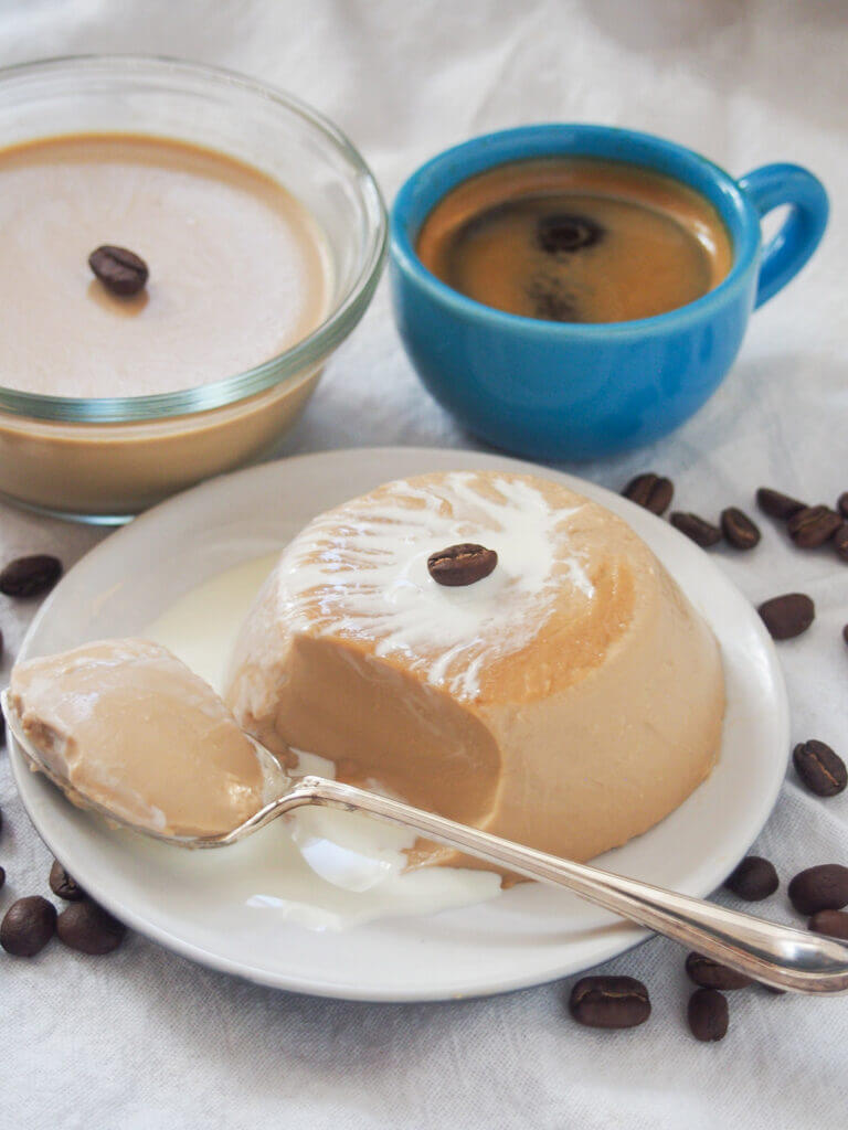 Coffee panna cotta - Caroline's Cooking