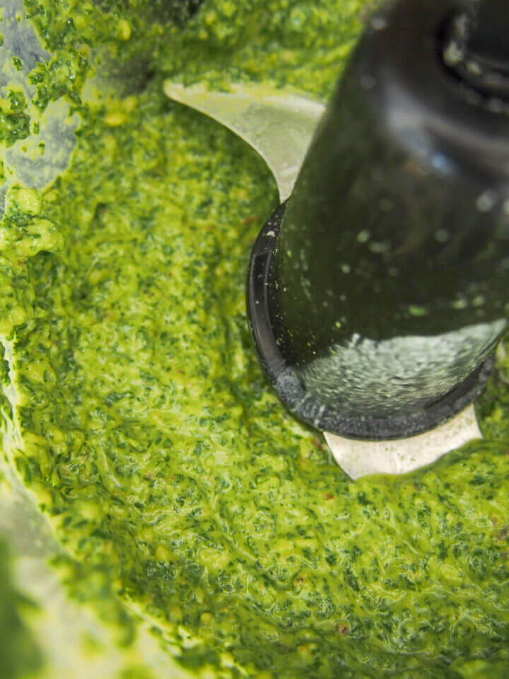 Creamy chard pesto - Caroline's Cooking