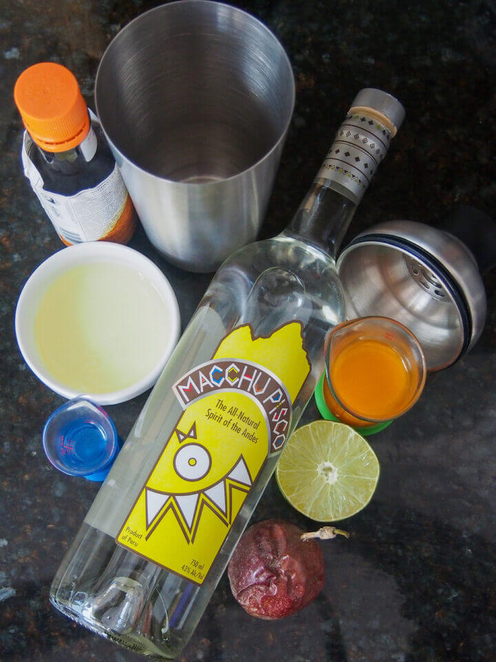 Maracuya sour (passion fruit pisco sour) - Caroline's Cooking