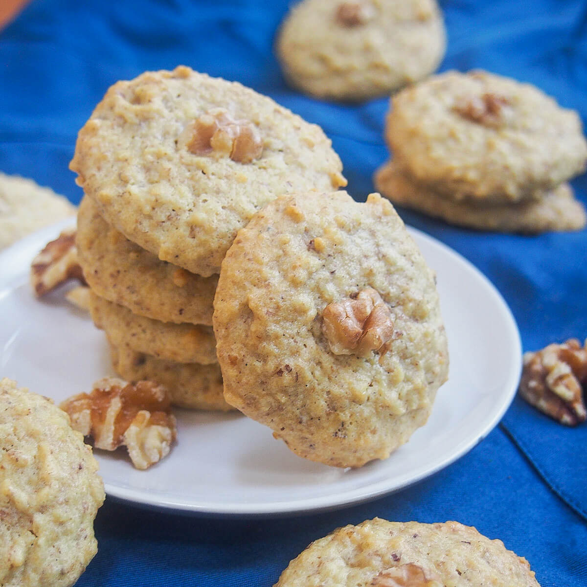 Lebanese Walnut Cookie