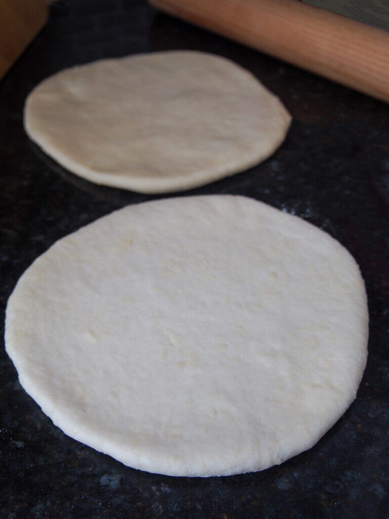 Imeruli khachapuri (Georgian cheese filled bread) - Caroline's Cooking