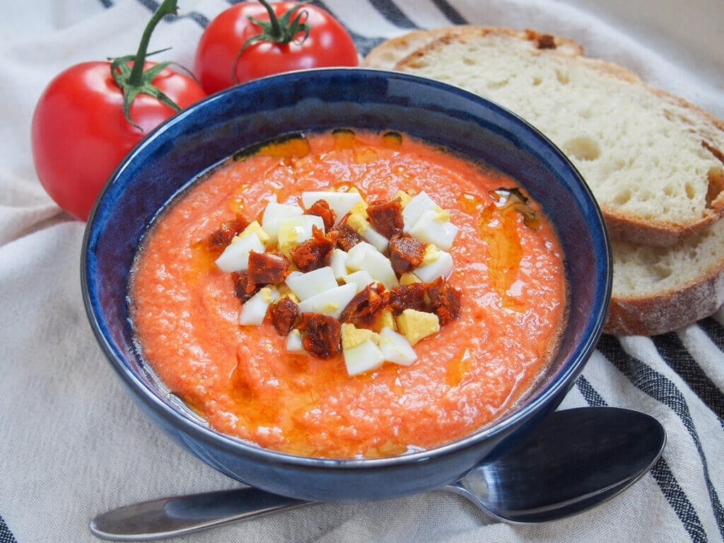 Salmorejo (Spanish cold tomato soup) - Caroline's Cooking