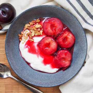 Stewed plums - Caroline's Cooking