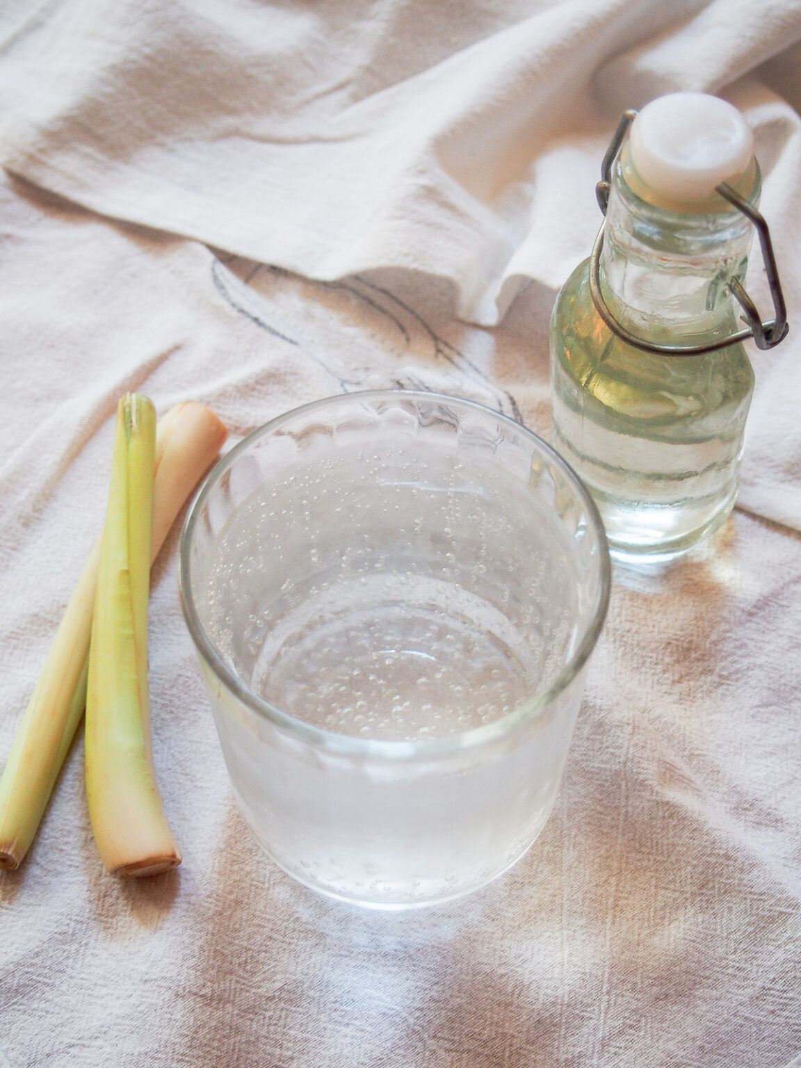 Lemongrass syrup - Caroline's Cooking