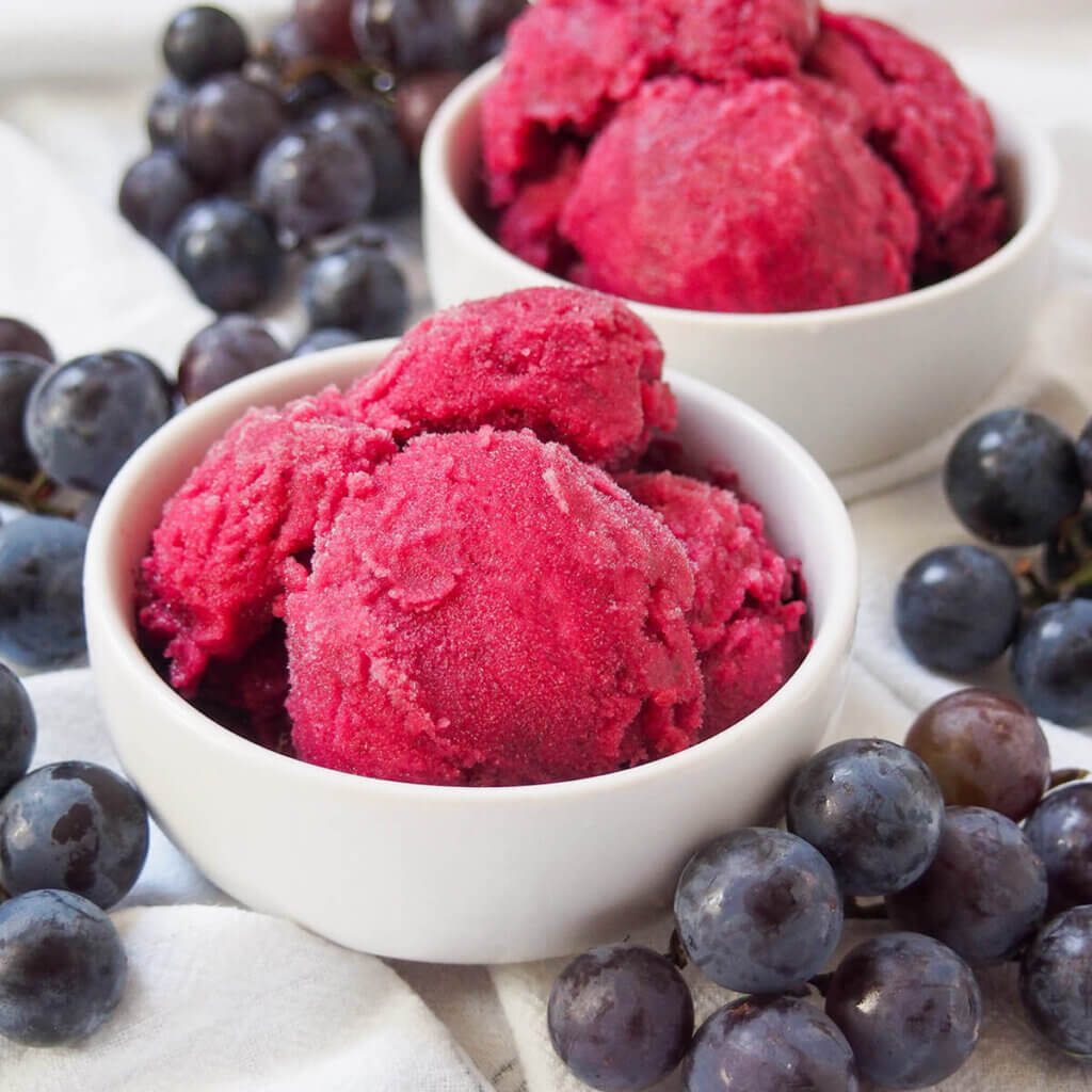 Concord grape sorbet - Caroline's Cooking