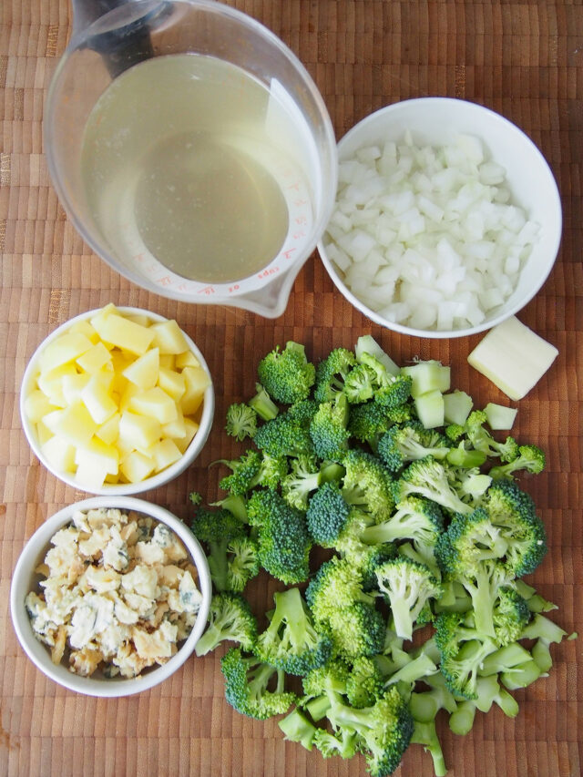 Broccoli and stilton soup - Caroline's Cooking