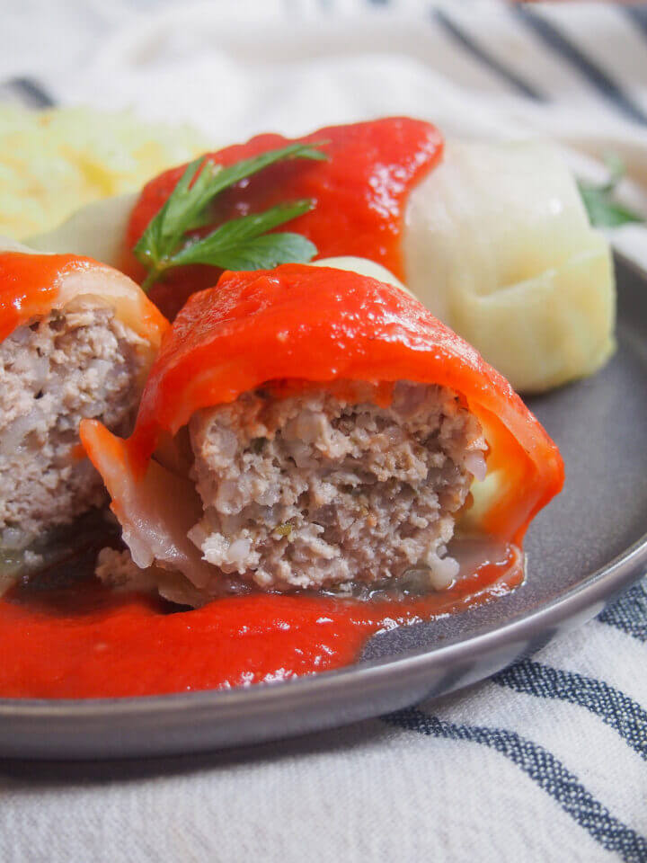 Gołąbki (golabki) - Polish stuffed cabbage rolls - Caroline's Cooking