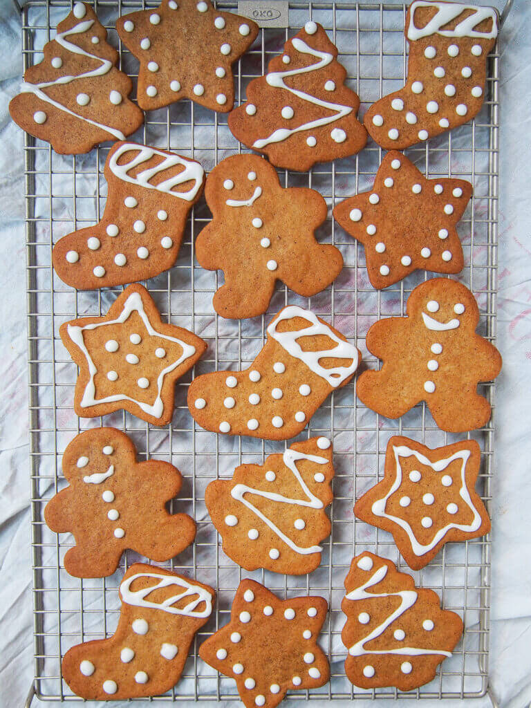 Pepparkakor (Swedish ginger thins) - Caroline's Cooking