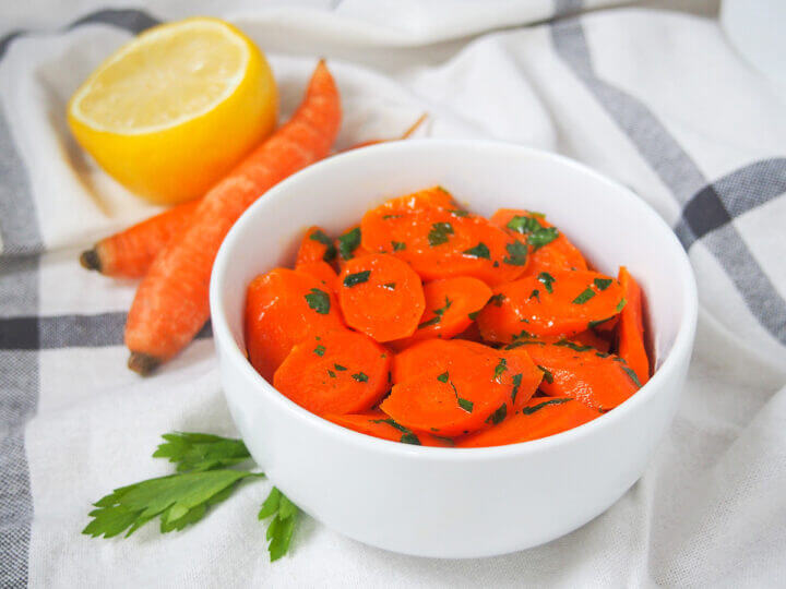 Vichy carrots (French glazed carrots) - Caroline's Cooking