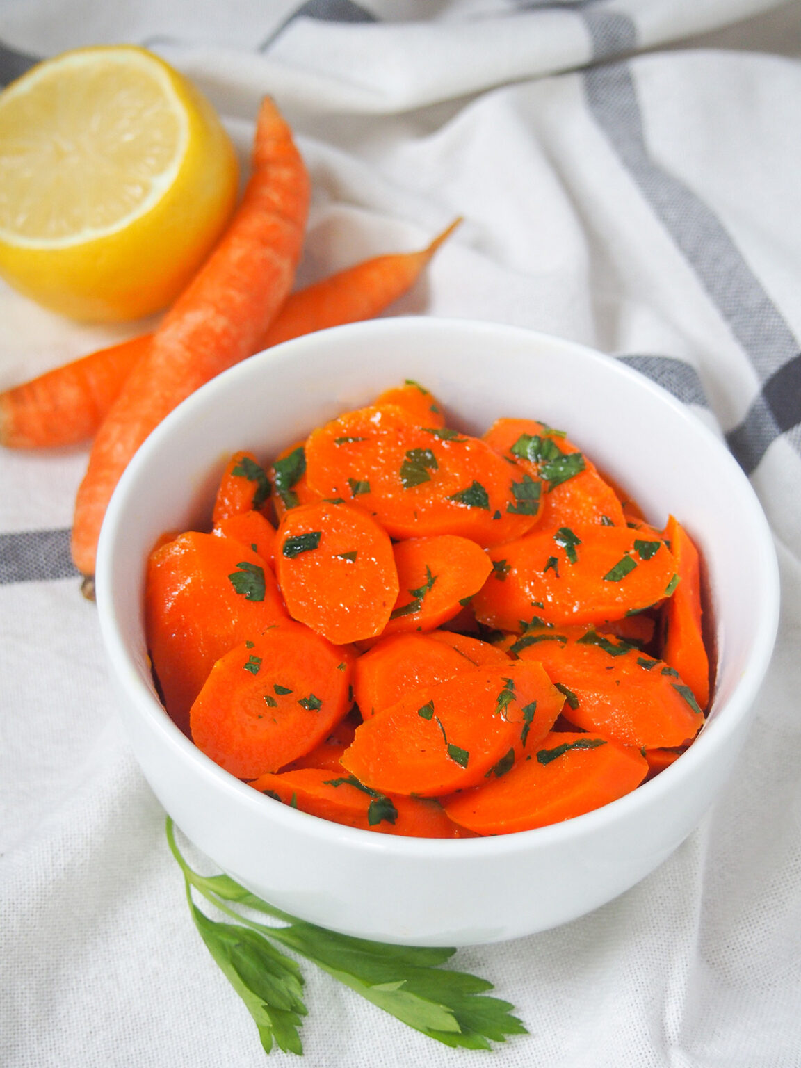 Vichy carrots (French glazed carrots) - Caroline's Cooking