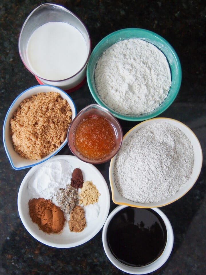 Ontbijtkoek - Dutch spice cake (breakfast cake) - Caroline's Cooking