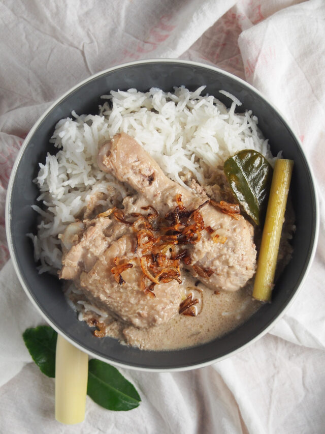 Opor ayam (Indonesian coconut chicken curry) - Caroline's Cooking
