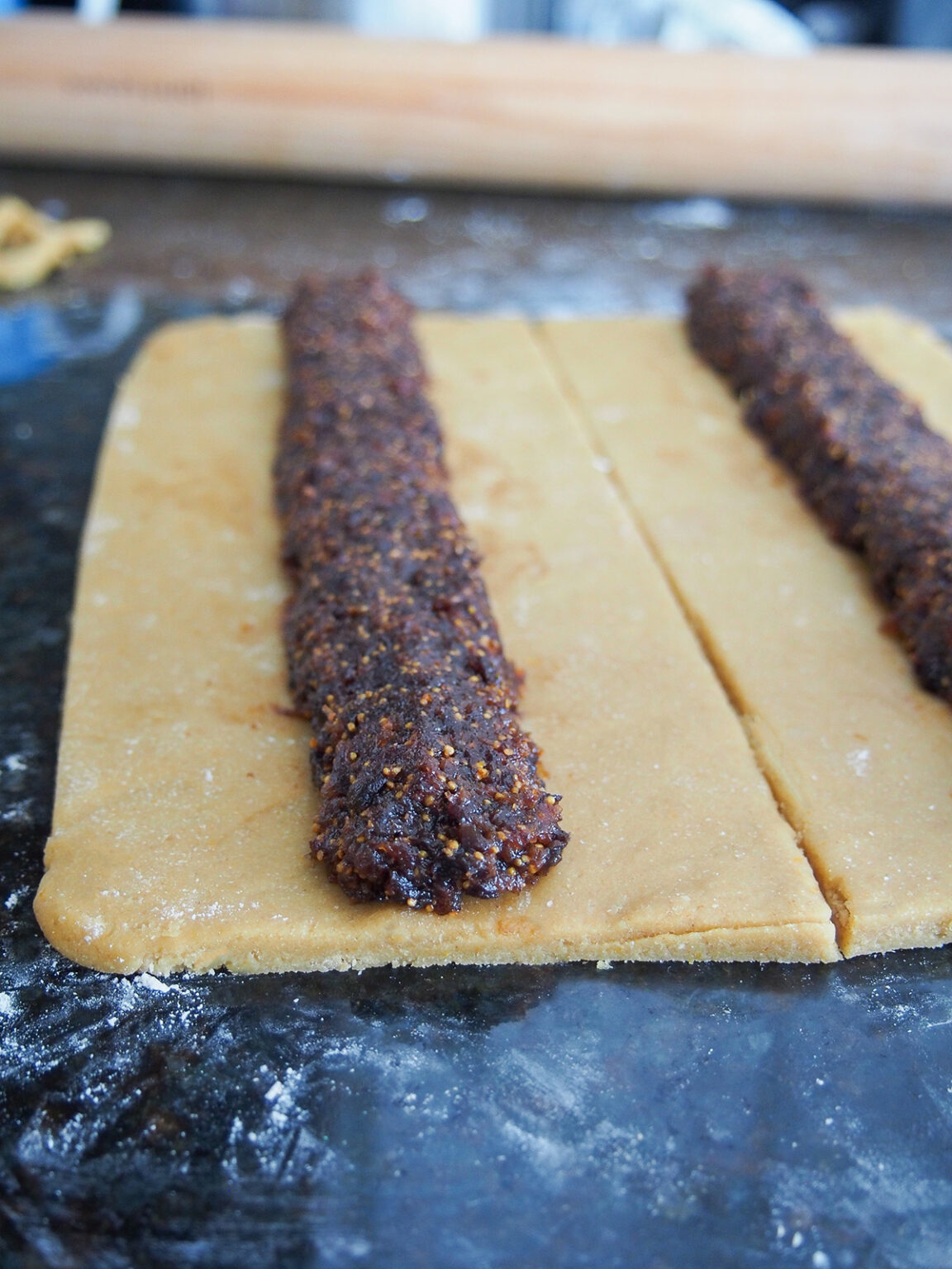 Homemade fig Newtons - Caroline's Cooking