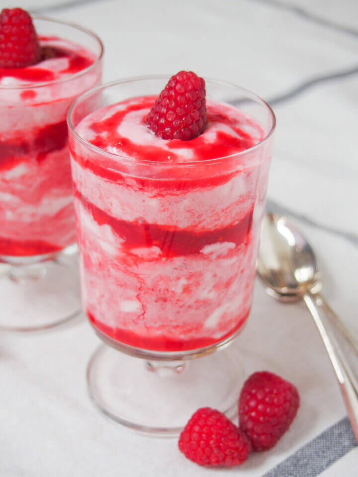 Raspberry fool - Caroline's Cooking