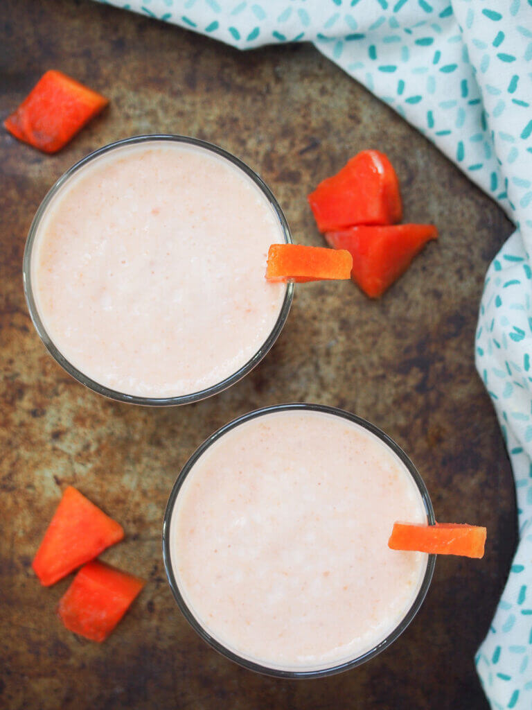 Papaya milkshake - Caroline's Cooking