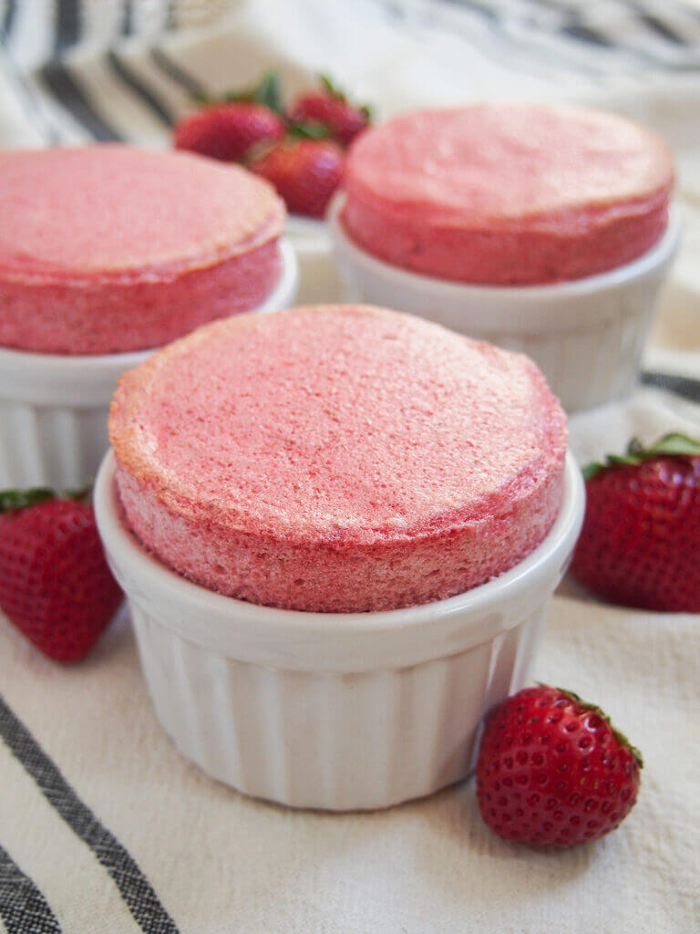 Strawberry souffle - Caroline's Cooking