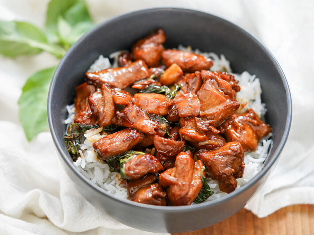 Taiwanese three cup chicken - Caroline's Cooking
