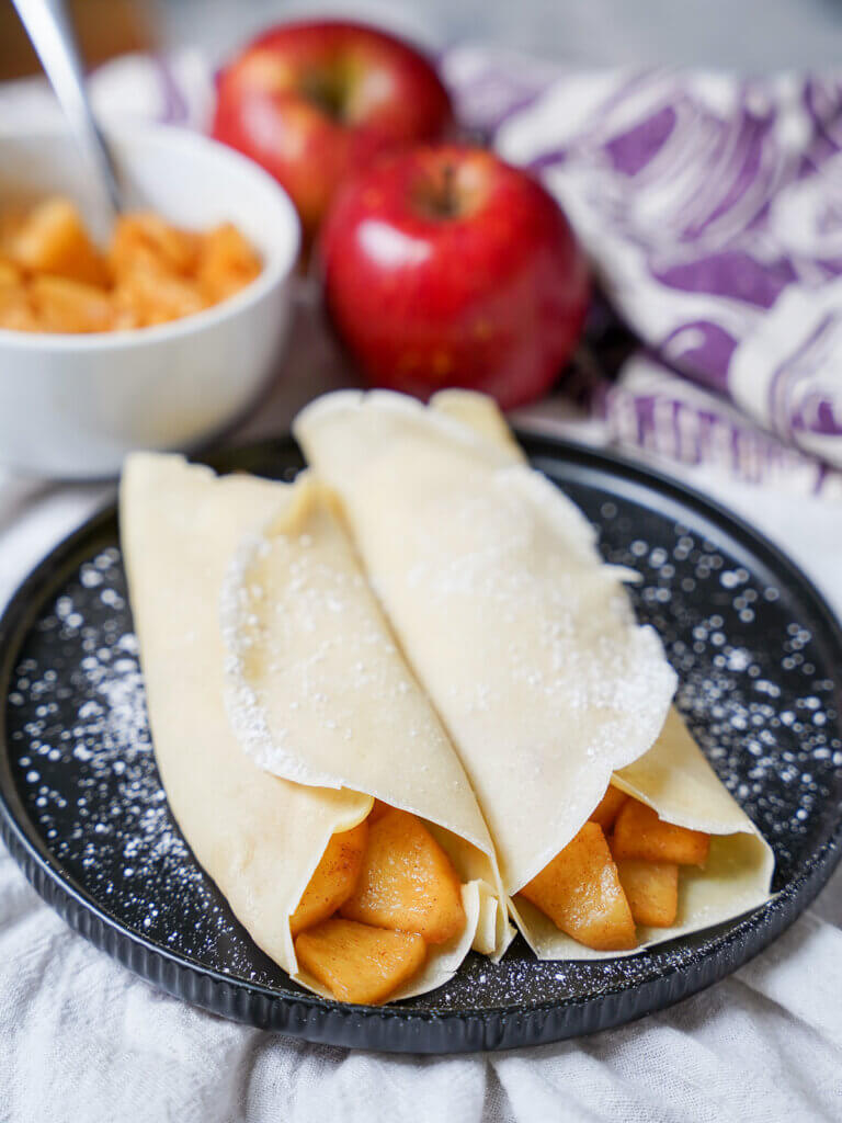 Apple crepes - Caroline's Cooking