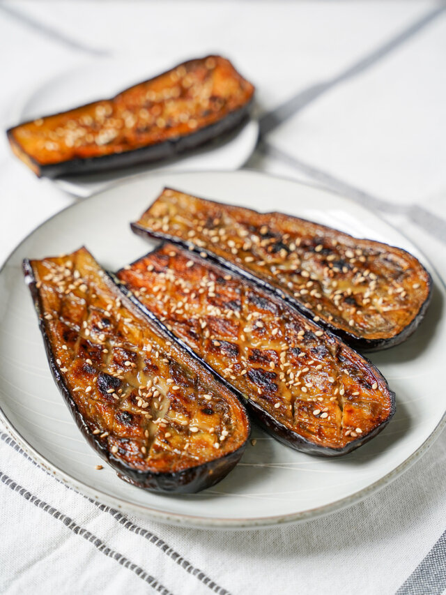 Miso glazed eggplant (nasu dengaku) - Caroline's Cooking