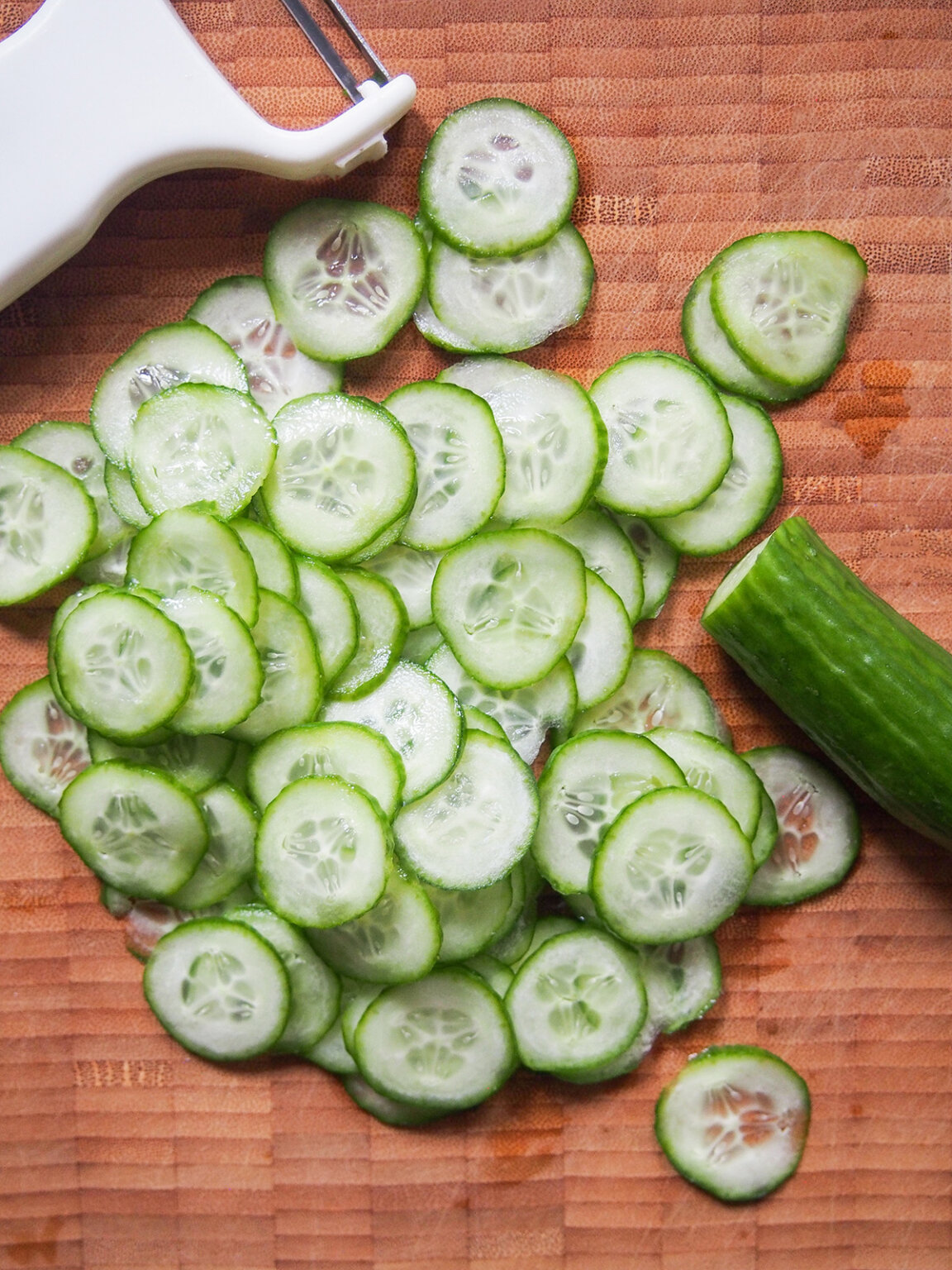 Sunomono - Japanese cucumber salad - Caroline's Cooking