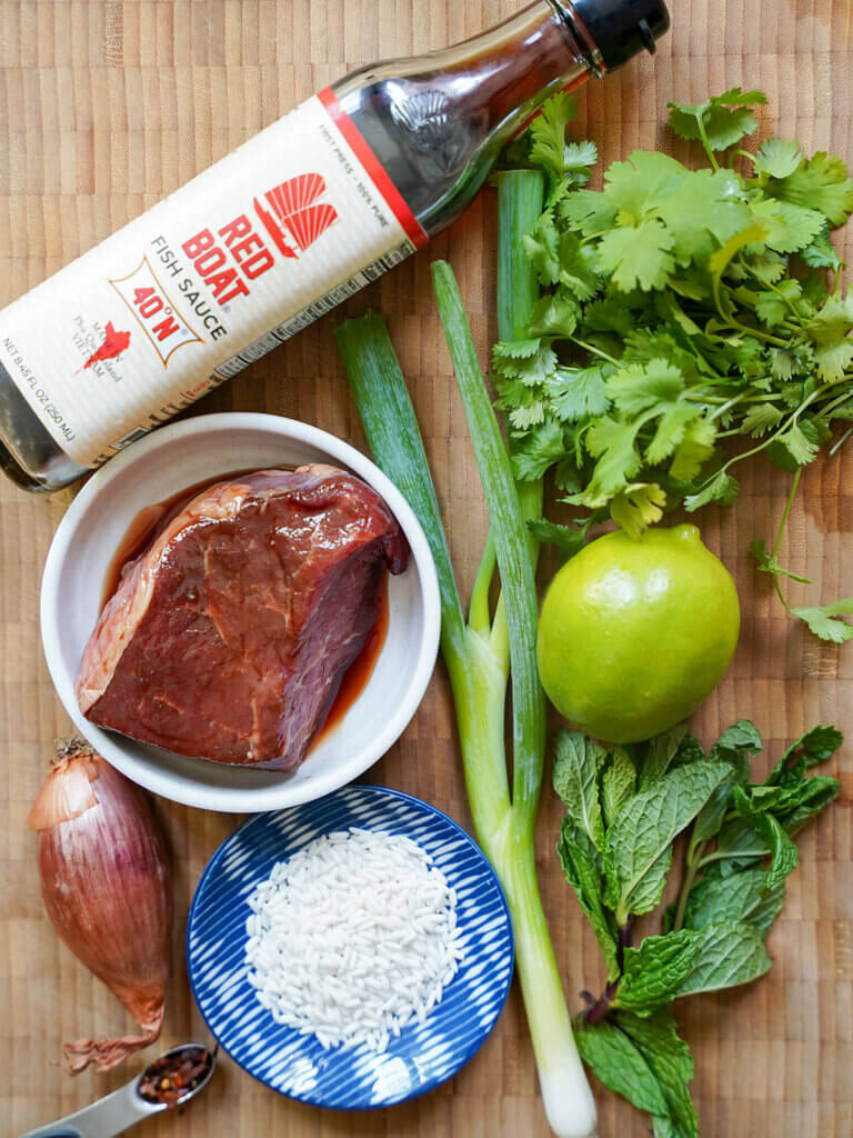 Neua nam tok, Thai waterfall beef salad - Caroline's Cooking