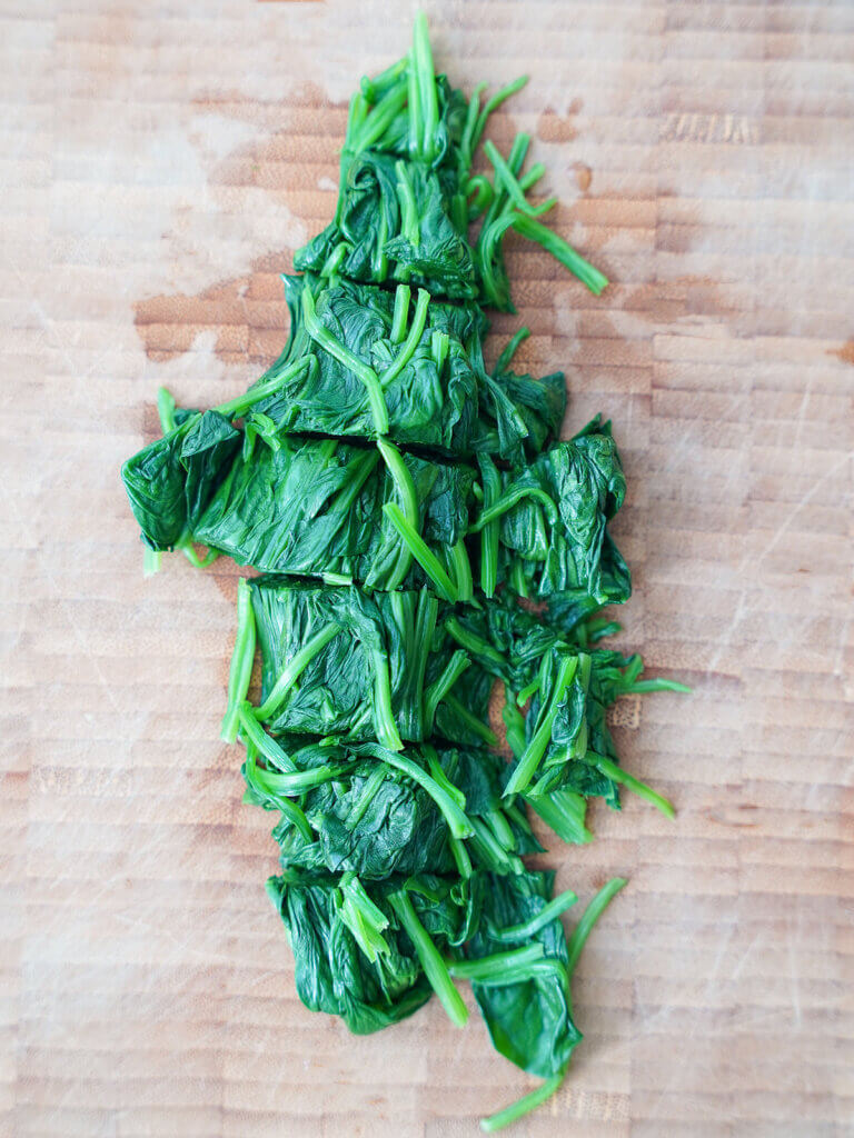 Japanese spinach salad with sesame (horenso gomaae) - Caroline's Cooking
