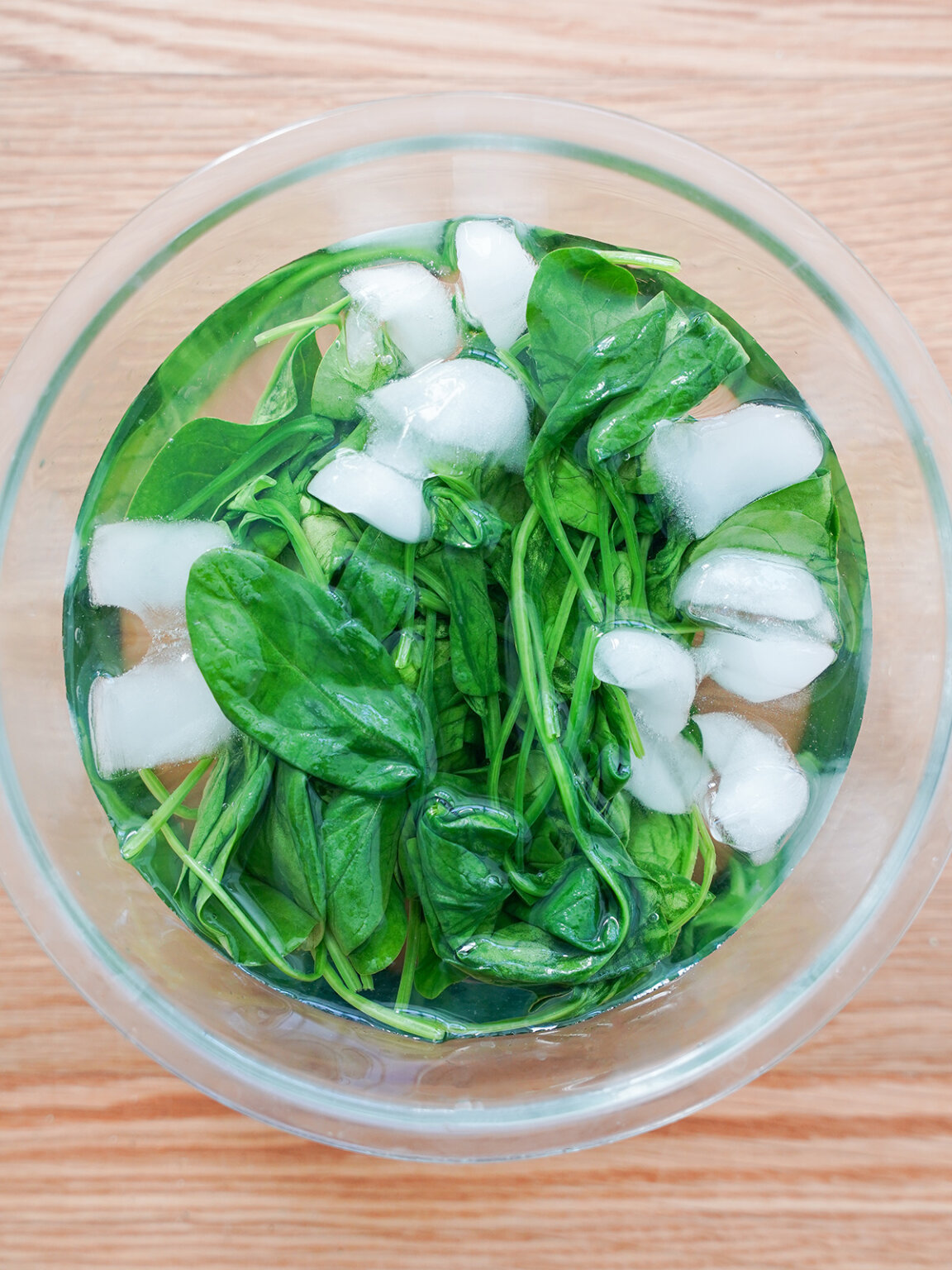 Japanese spinach salad with sesame (horenso gomaae) - Caroline's Cooking